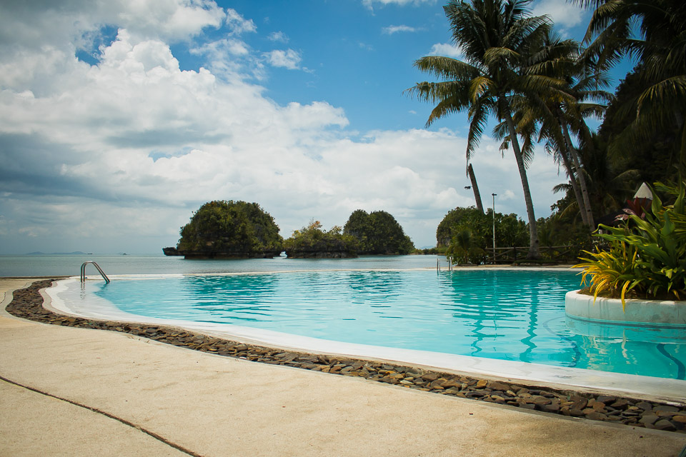 Caluwayan Palm Island Resort